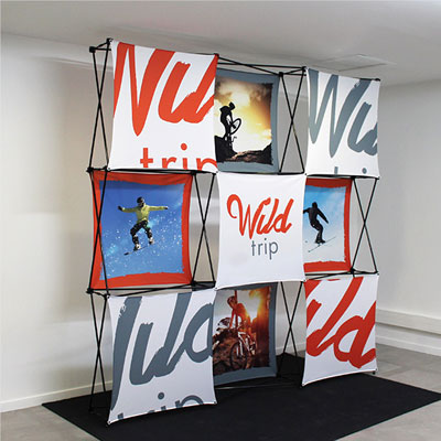 Stand personnalisé publicitaire sur mesure pour salon foire, évenement